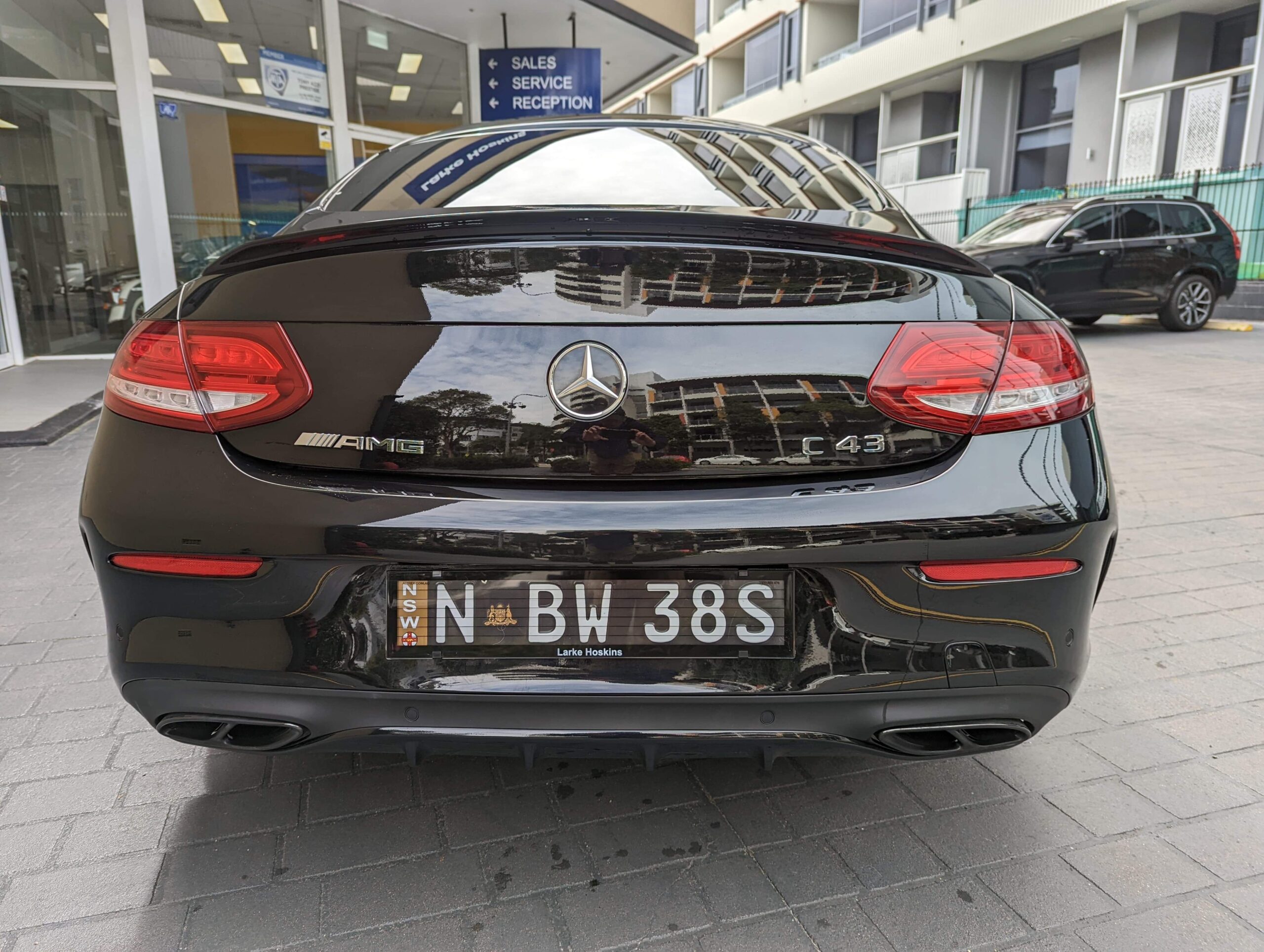 2017 MERCEDES-BENZ C43 AMG – Larke Hoskins