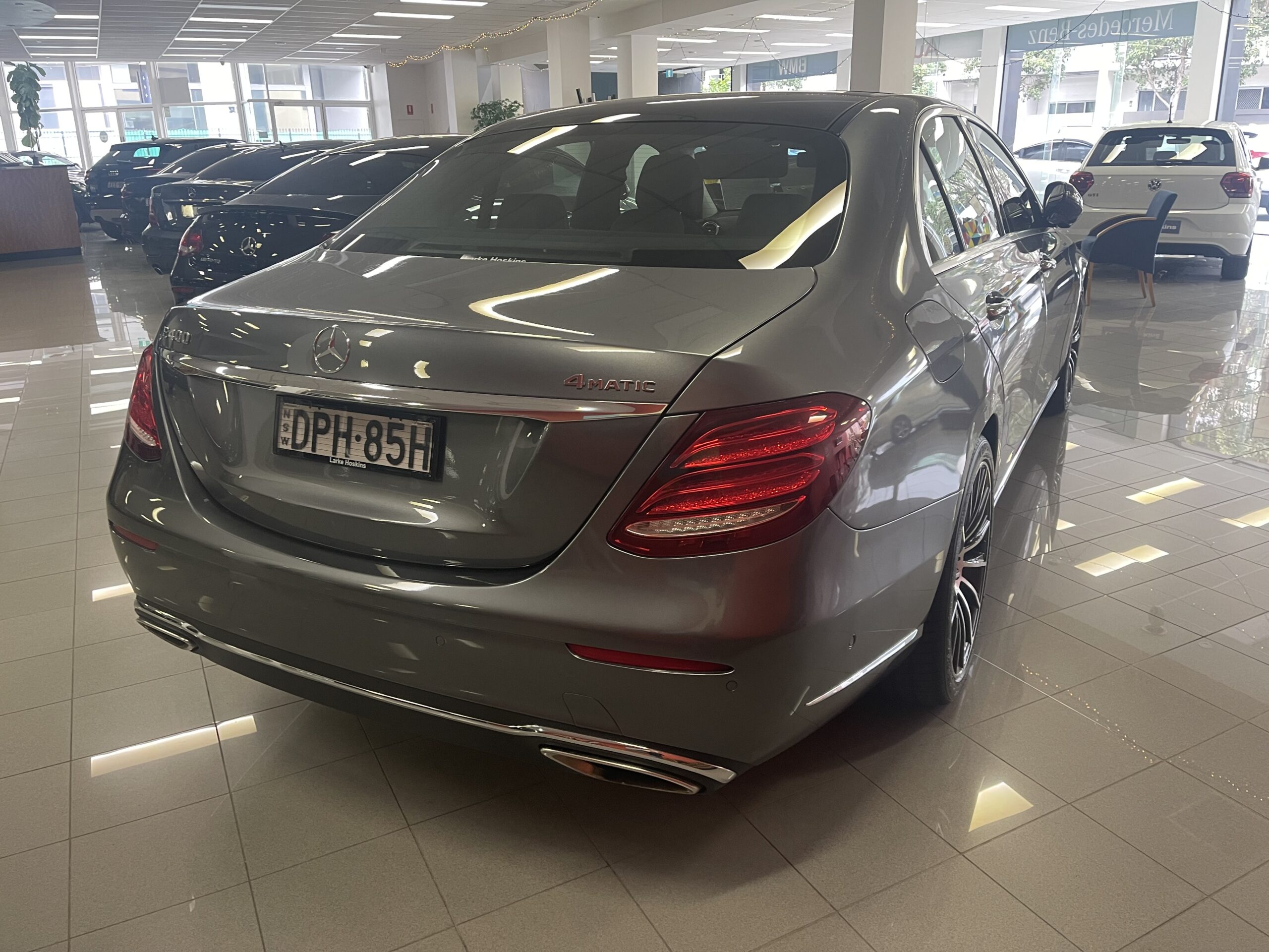 2017 MERCEDES-BENZ E400 – Larke Hoskins